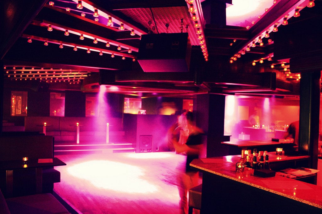 CORD CLUB München – ROOM DIVISION