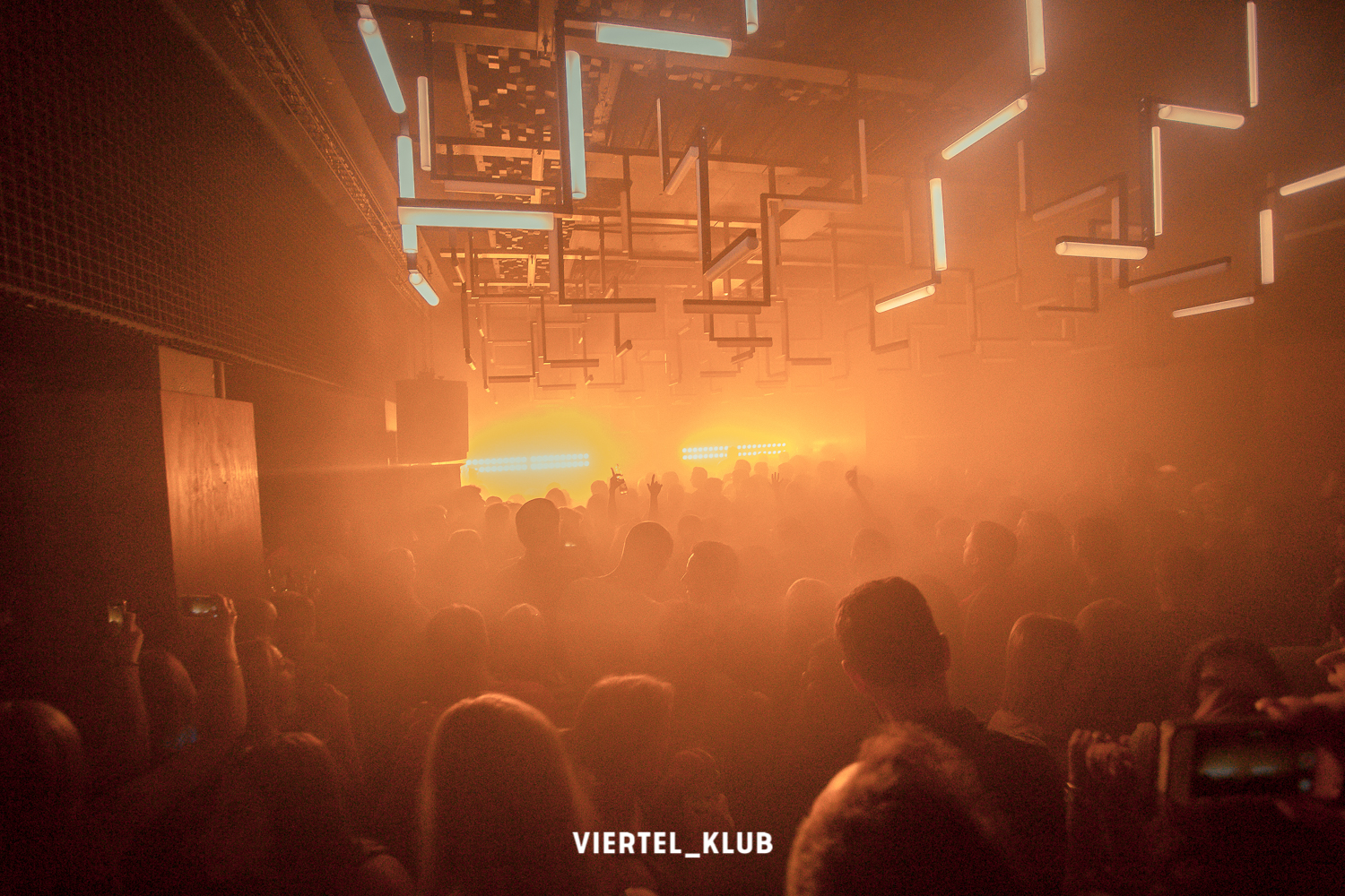 DAS VIERTEL Basel – ROOM DIVISION